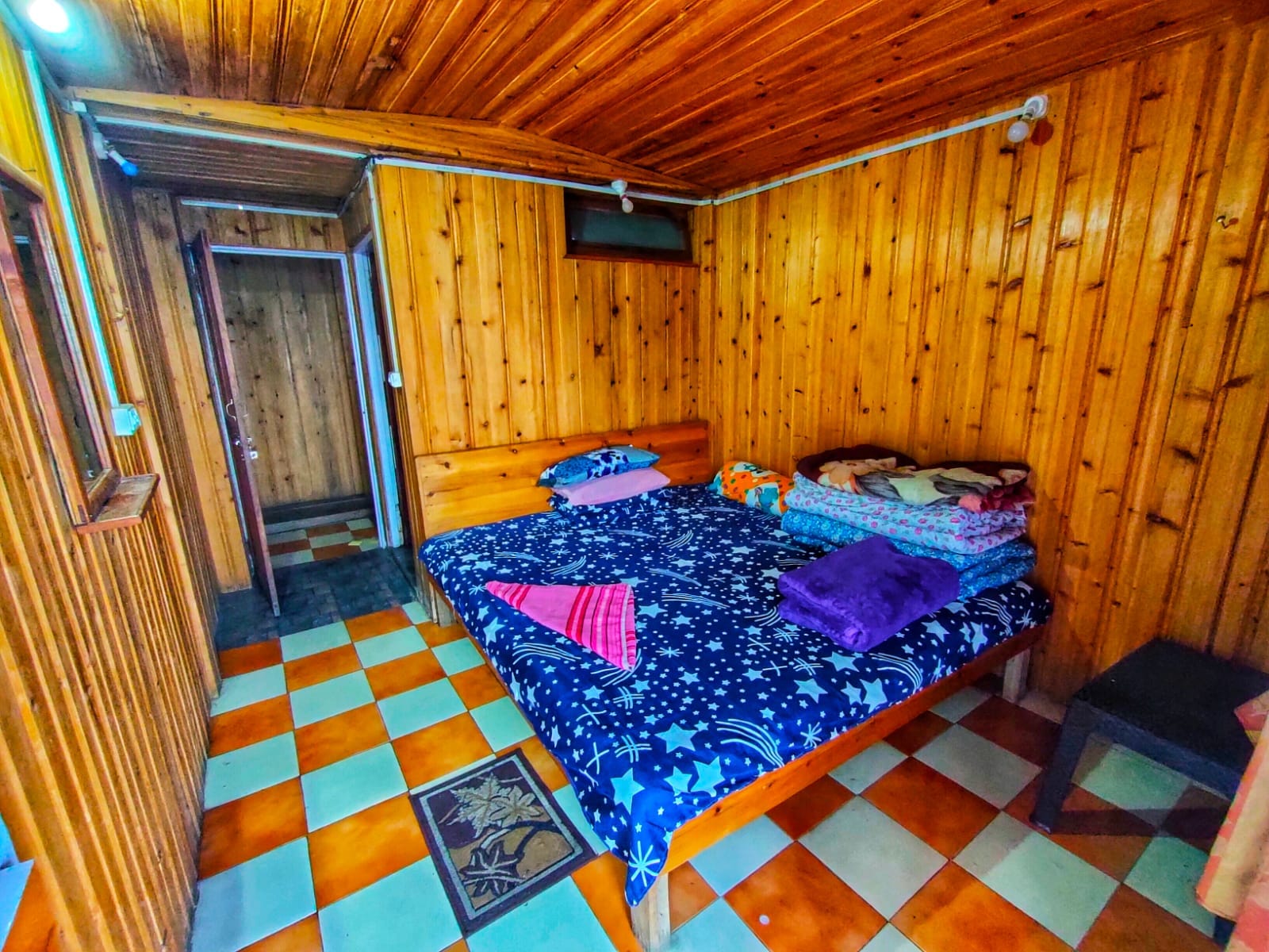 Triple Bed – Kolakham Silent Valley Homestay